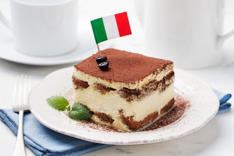 12 Italian Desserts that you should eat in Italy